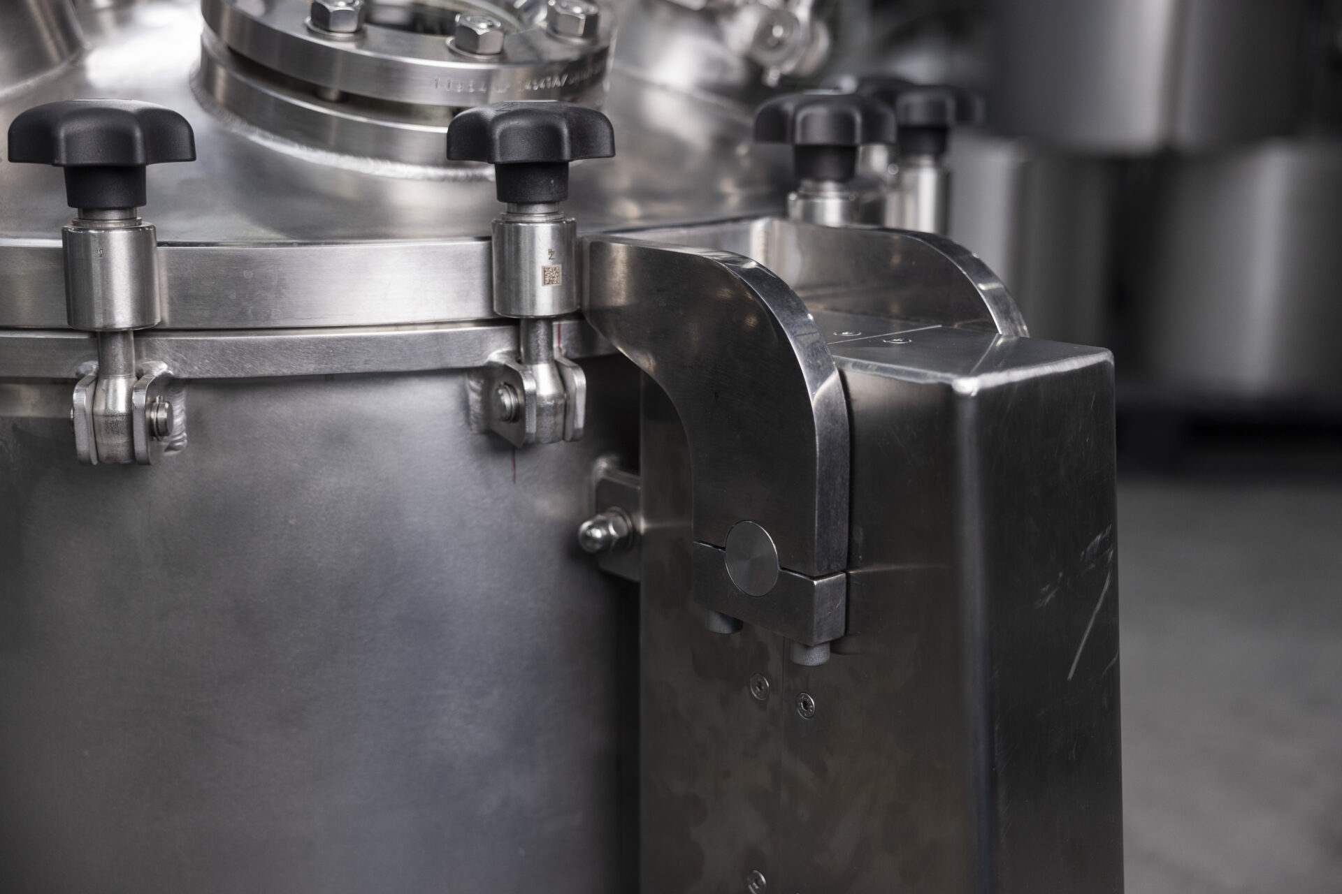 Electromechanical hinge - zimmerlin GmbH Edelstahl-Technik